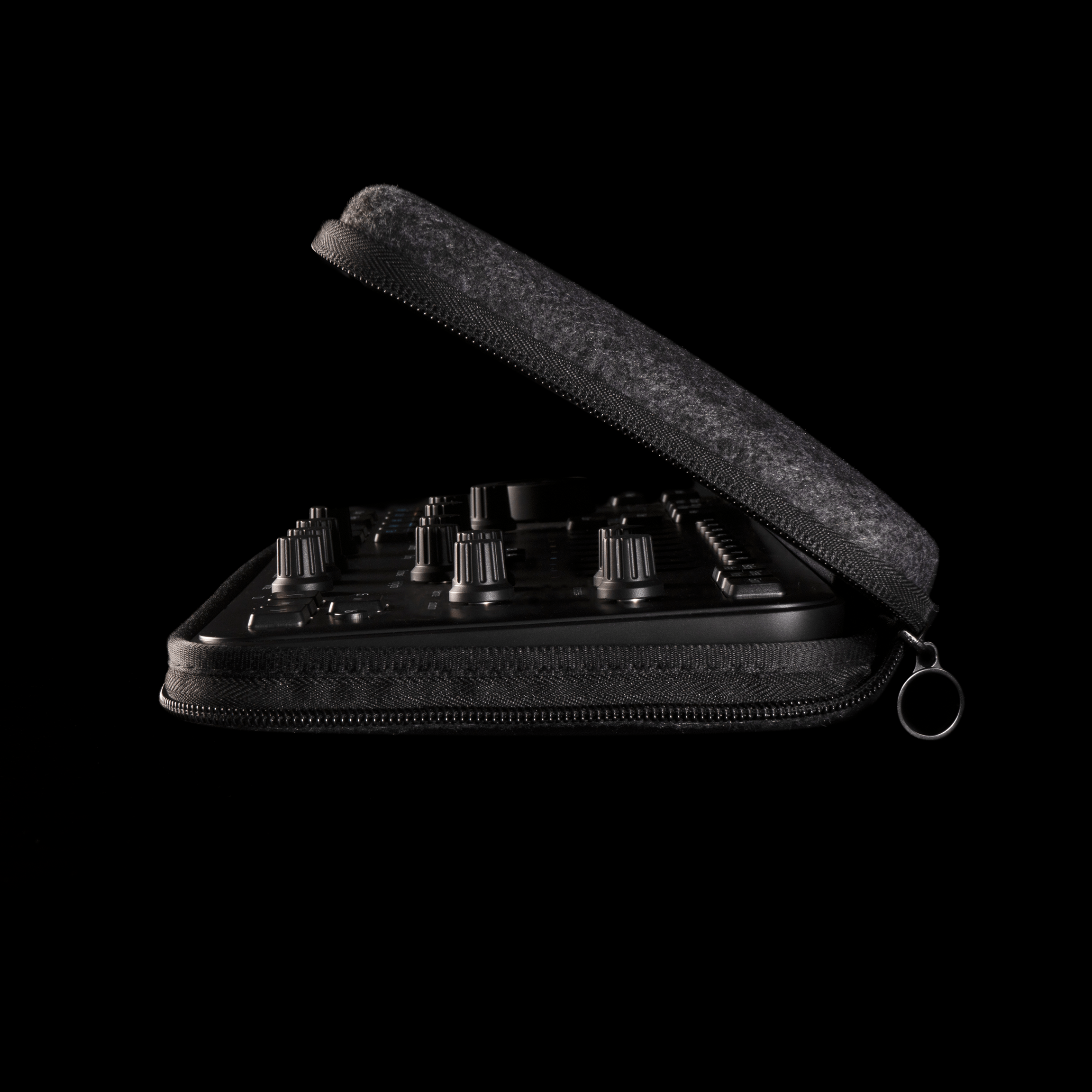 Loupedeck+ and Travel Case Bundle - Loupedeck